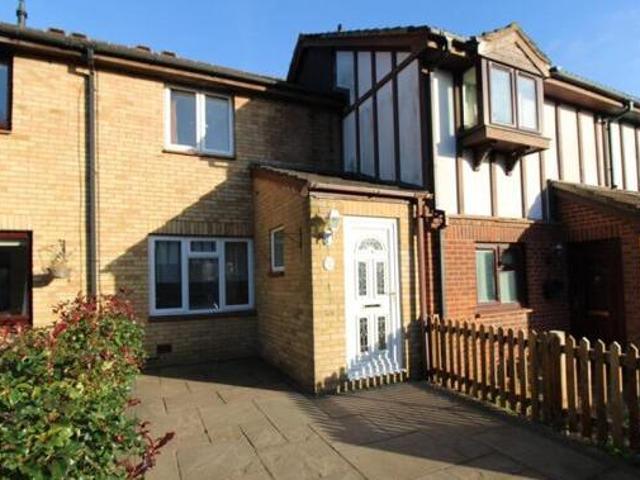 Peters Way, Knebworth, 3 Bedroom Terraced
