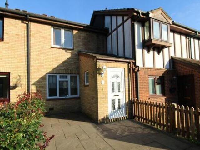 Peters Way, Knebworth, 3 Bedroom Terraced