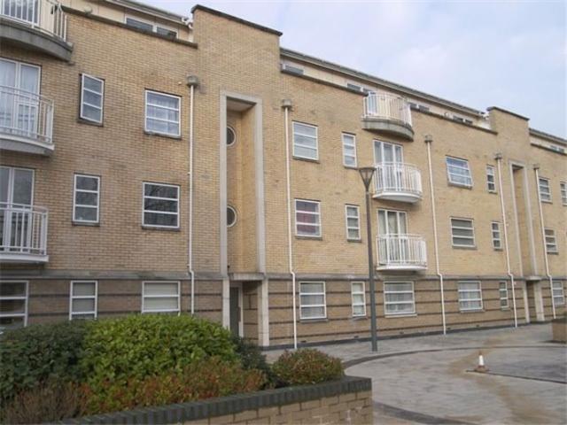 Petersfield, Cambridge CB1, 2 bed flat to rent, £1,895 pcm | PrimeLocation
