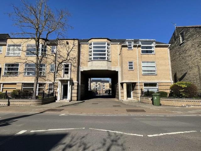 Petersfield Mansions, Cambridge CB1 1 bed apartment to rent £1,550 pcm £358 pw