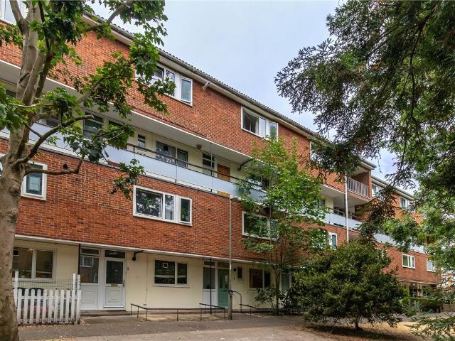 Petersfield Rise, Roehampton SW15, 4 bed maisonette to rent, £2,500 pcm | PrimeLocation