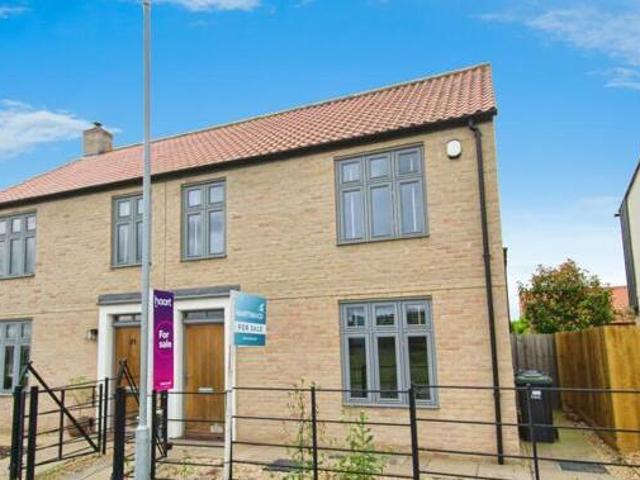 Petersfield, Stretham, 2 Bedroom Semi detached