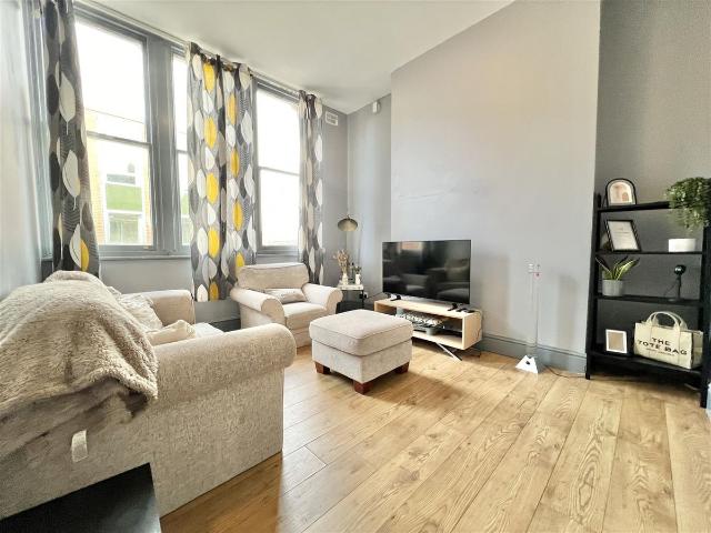 Petersgate Chambers, Stockport SK1, 1 bed flat to rent, £875 pcm | PrimeLocation