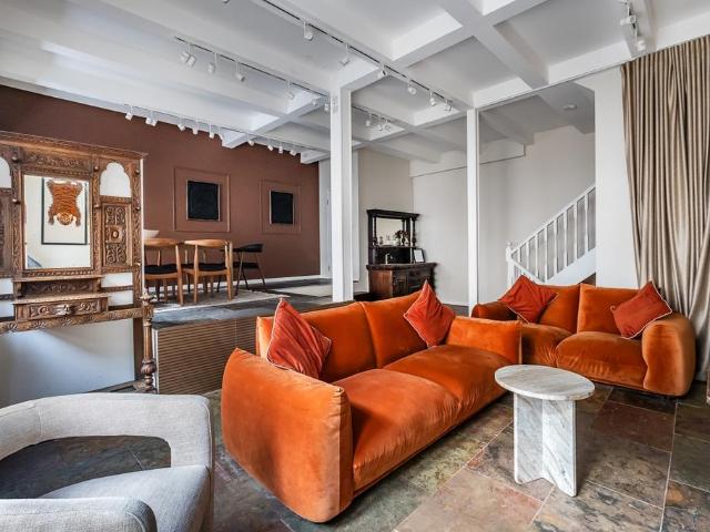 Petersham Place London SW7 5 bed house to rent £10,500 pcm £2,423 pw