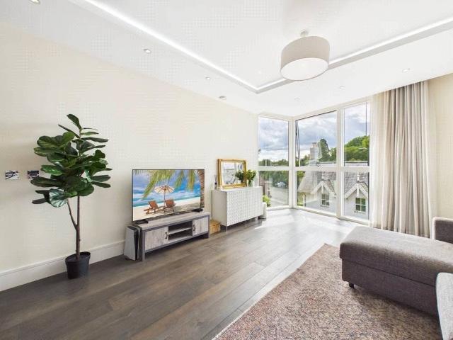 Petersham Road, Richmond, Surrey, TW10