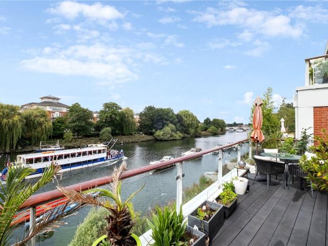 Petersham Road, Richmond, Surrey TW10, 2 bed flat to rent, £5,750 pcm | PrimeLocation