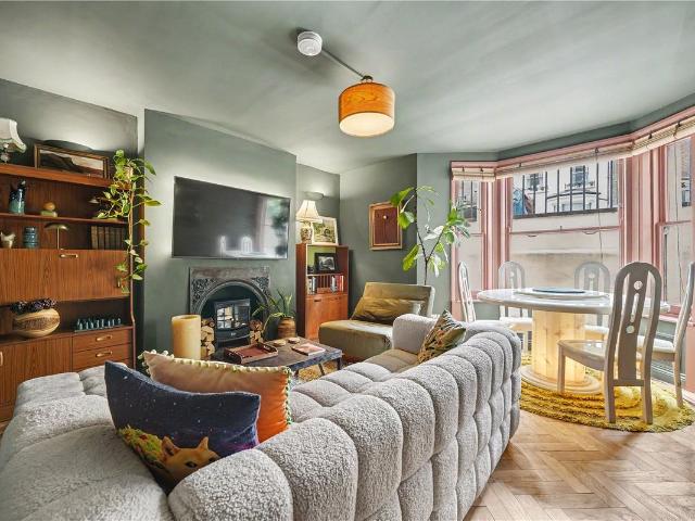 Petherton Road, London N5, 2 bed flat to rent, £4,250 pcm | PrimeLocation