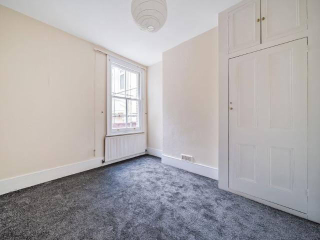 Petley Road, London, W6