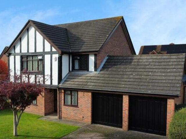 Pevensey Way, Frimley, 4 Bedroom Detached
