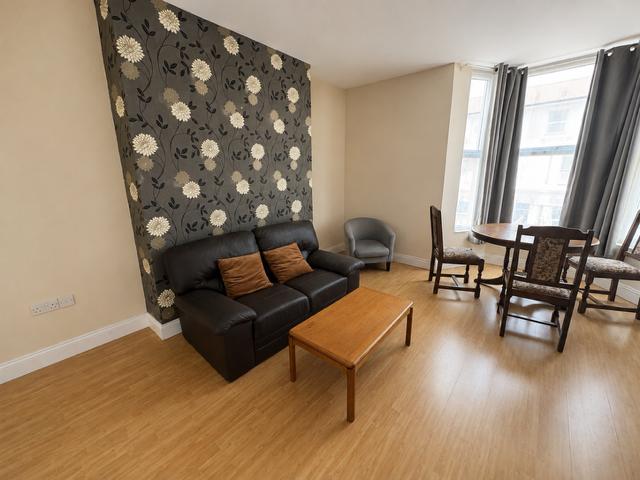 Pevensey Road, Eastbourne BN21, 2 bed flat to rent, £1,000 pcm | PrimeLocation
