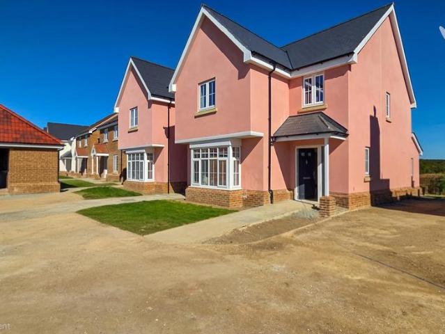 Peverall Gardens, Stebbing Green Road 4 bed detached house to rent £2,995 pcm £691 pw