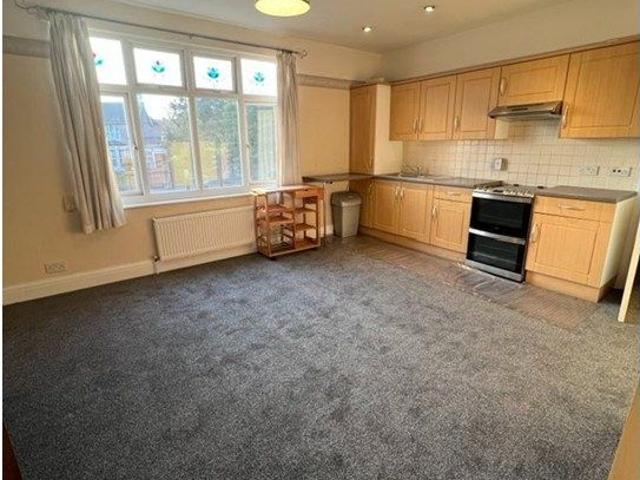 Peverell Park Road, Plymouth PL3, 2 bed flat to rent, £900 pcm | PrimeLocation