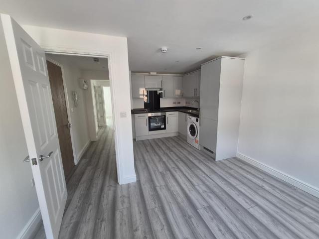 Peveril Street, Nottingham, NG7 2 bed flat to rent £1,000 pcm £231 pw