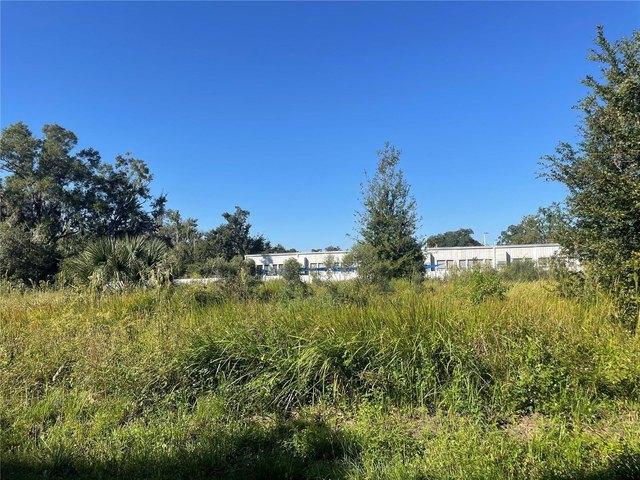 Pevetty Dr, Plant City, FL 33563