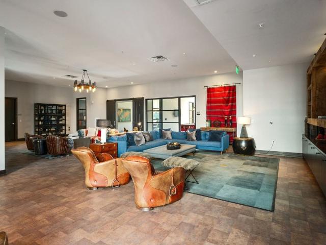 Peyton Stakes 1 Bedroom Apartment for Rent at 1401 3rd Ave N, Nashville, TN 37208 Germantown