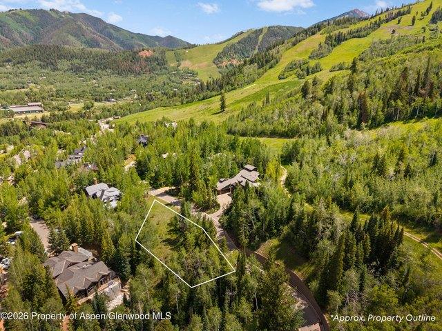 Pfister Dr, Aspen, CO 81611