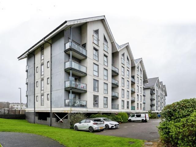 Phoebe Road, Swansea SA1, 2 bed flat to rent, £900 pcm | PrimeLocation