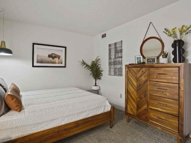 Phoenix Apts 2 Bedroom Apartment for Rent at 7401 Phoenix Ave, El Paso, TX 79915