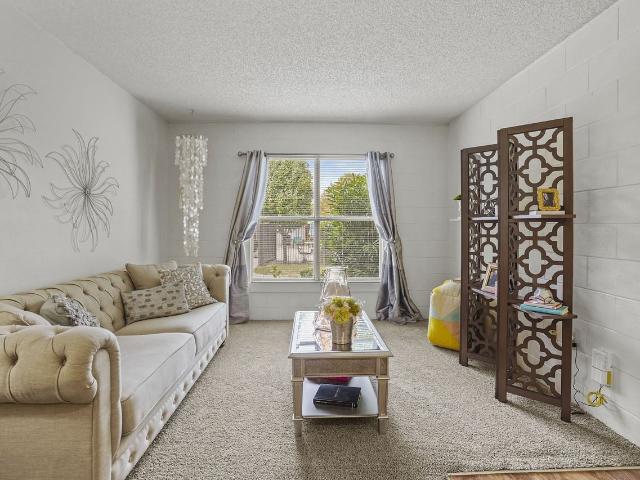 Phoenix Apts 2 Bedroom Apartment for Rent at 7401 Phoenix Ave, El Paso, TX 79915