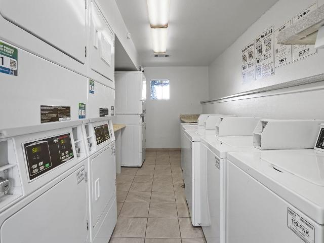 Phoenix Apts 2 Bedroom Apartment for Rent at 7401 Phoenix Ave, El Paso, TX 79915