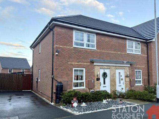 Phoenix Close, Mansfield, 2 Bedroom Semi detached