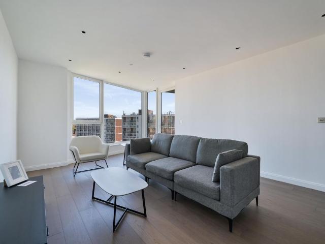 Phoenix Court, Oval Village, London SE11, 3 bed flat to rent, £4,983 pcm | PrimeLocation