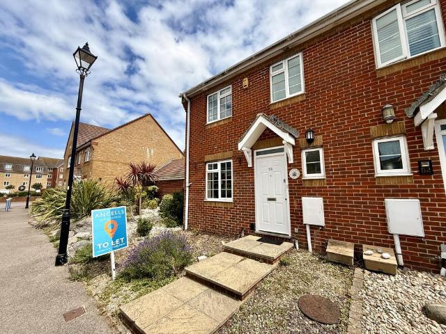 Phoenix Drive, Sovereign Harbour. 3 bed terraced house to rent £1,550 pcm £358 pw
