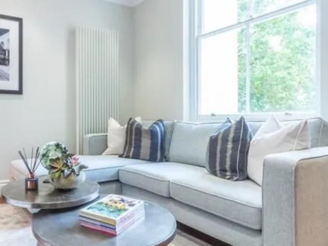 Phoenix Hotel, 1 8 Kensington Gardens Square, London, W2 4BH, United Kingdom | 1 bed apartment for rent #166975253 | Rentberry