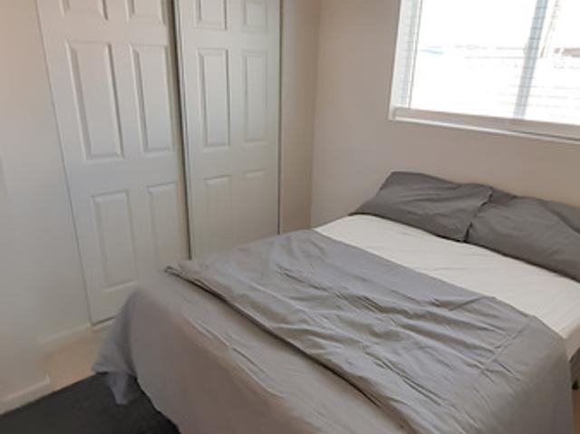 Phoenix house near Jack in the Box, 7 Eleven, and more! Newly renovated house with ample parking space