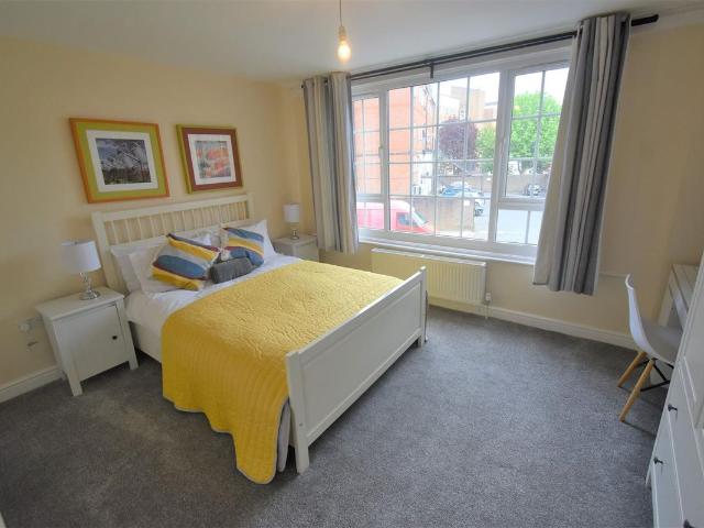 Phoenix Place, Dartford DA1, 1 bed property to rent, £725 pcm | PrimeLocation