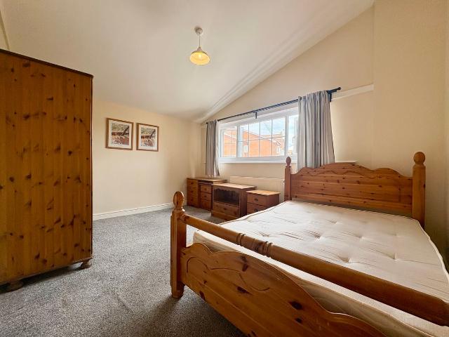 Phoenix Place, Dartford DA1, Room to rent, £750 pcm | PrimeLocation
