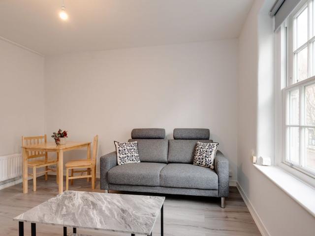 Phoenix Road, London NW1, 1 bed flat to rent, £2,080 pcm | PrimeLocation