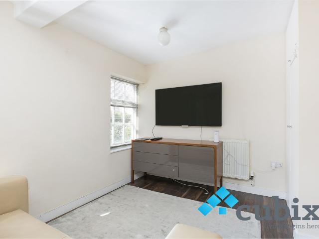 Phoenix Road, London NW1, 1 bed flat to rent, £2,200 pcm | PrimeLocation