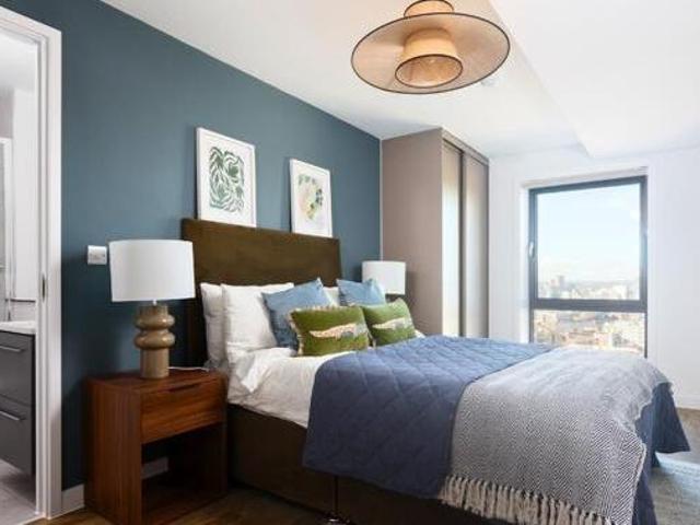 Phoenix, Saxton Lane, 1 Bedroom Apartment