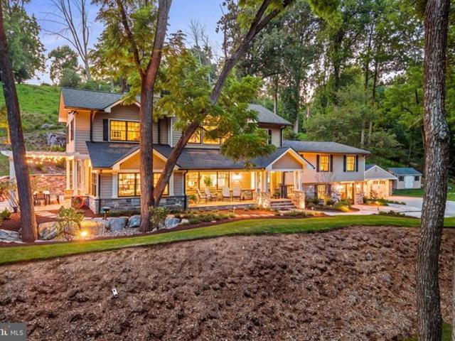 4113 and 4105 Hollow Rd, Malvern, PA 19355