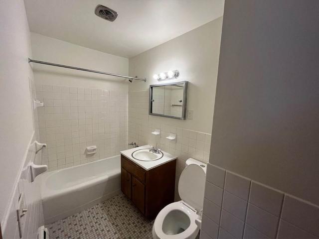Phalen Apartments on Maryland! 2 Bedroom Apartment for Rent at 1310 Maryland Ave E, St. Paul, MN 55106 Roosevelt Phalen Center