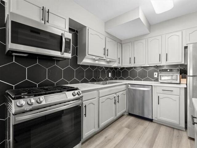 Pharr Court South Nw Apt,atlanta, Condo For Sale