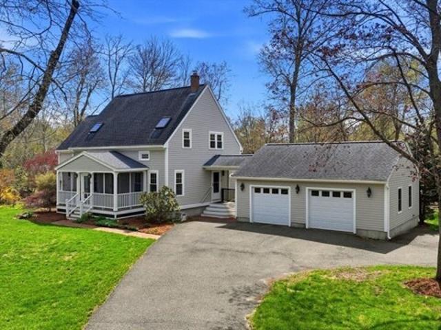 Pheasant Ln, South Hadley, Home For Sale