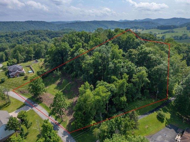 Pheasant Ridge Rd, Bridgeport, WV 26330