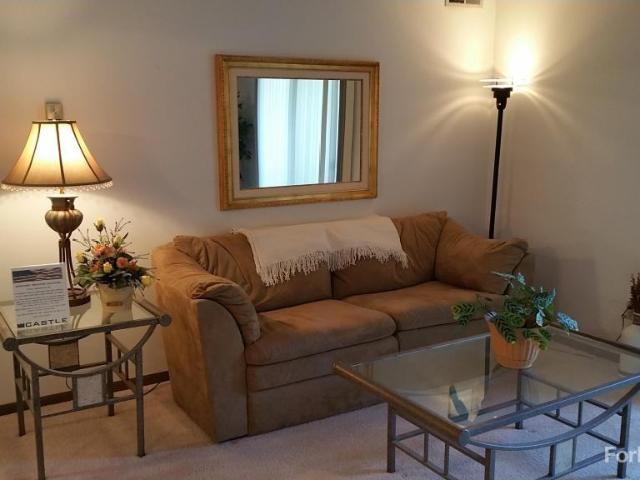 Pheasant Run 1 Bedroom Apartment for Rent at 1679 Hampton Knoll Dr, Cuyahoga Falls, OH 44313 Merriam Valley