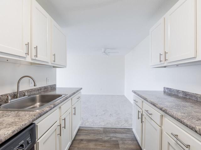 Pheasant Run Apartments 2 Bedroom Apartment for Rent at 9 Silver Dr, Nashua, NH 03060