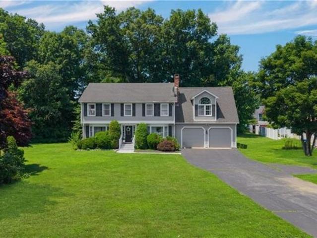 Pheasant Run Rd, North Smithfield, Home For Sale
