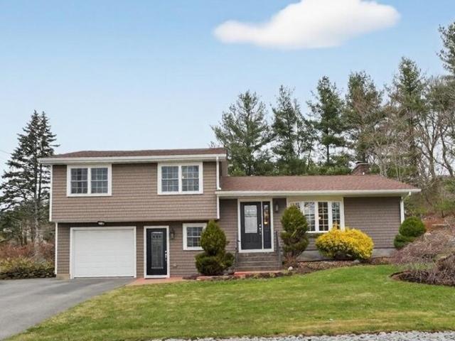 Phenix Ave, Cranston, Home For Sale