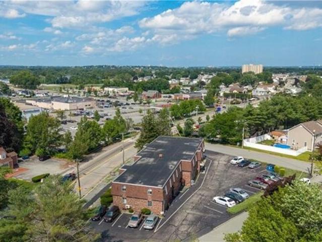 Phenix Ave, Cranston, Home For Sale