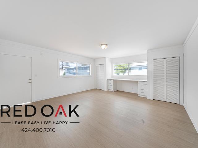 Phenomenal Two Bedroom with Balcony, Deck, and Two Parking Spaces ~ In Santa Monica!