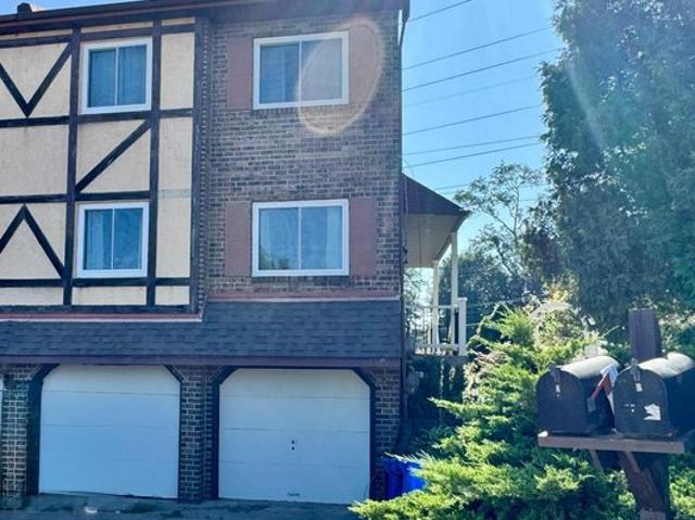 15181 Beverly Dr, Philadelphia, PA 19116