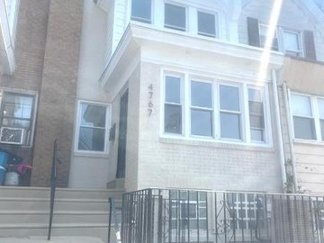 4767 Loring St, Philadelphia, PA 19136