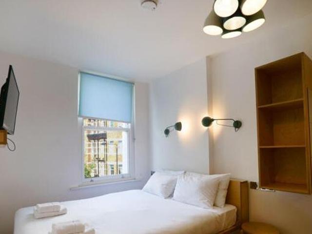 Philbeach Gardens, Earls Court, Studio Flat For
