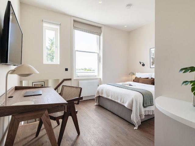 Philbeach Gardens, Earls Court SW5, Studio to rent, £2,100 pcm | PrimeLocation