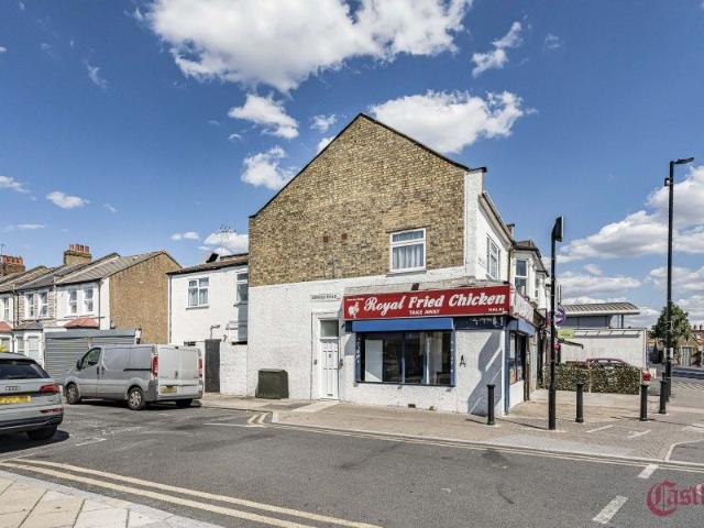 Philip Lane, Tottenham N15, 3 bed property to rent, £2,400 pcm | PrimeLocation